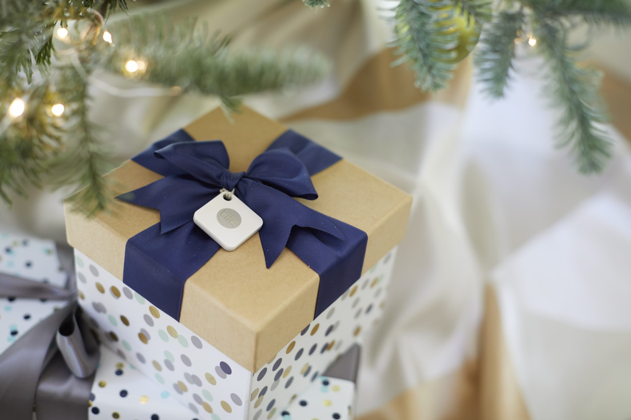5 Reasons Why Tile is the Perfect Gift This Holiday Season! - Insider Envy
